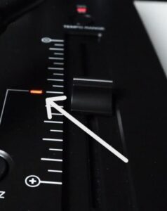 Parts of a Turntable (With Diagram) - Turntable Anatomy